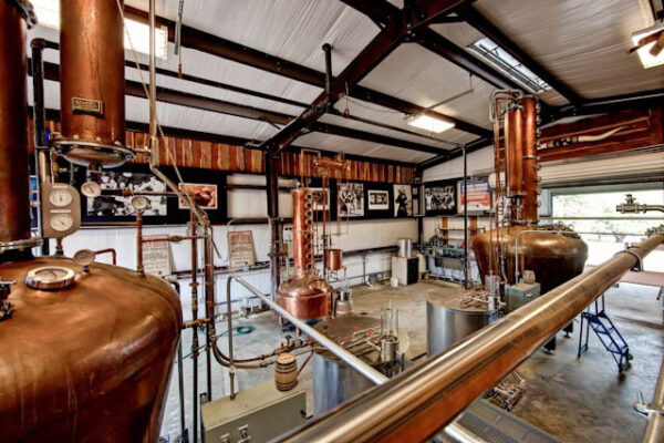 Batch Distillation Systems All - Vendome Copper & Brass Works